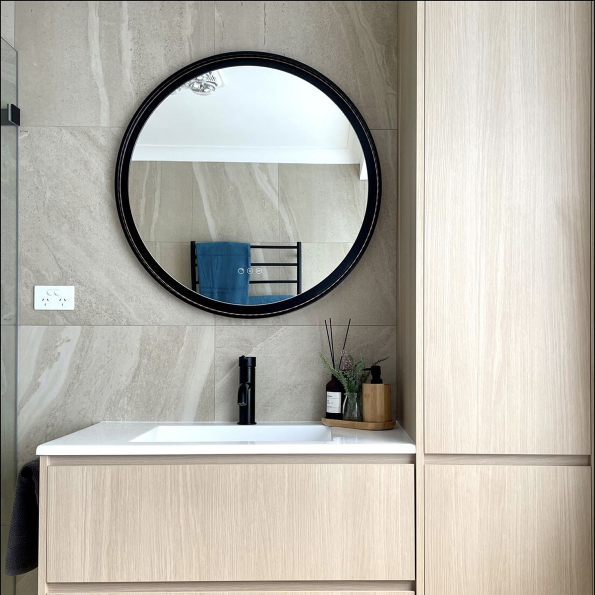 REMER LED MIRRORS ECLIPSE COLLECTION | Remer LED Mirrors